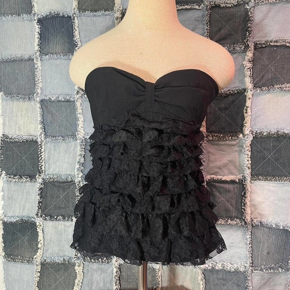 Tops | Y2k Black Strapless Ruffle Top | Poshmark